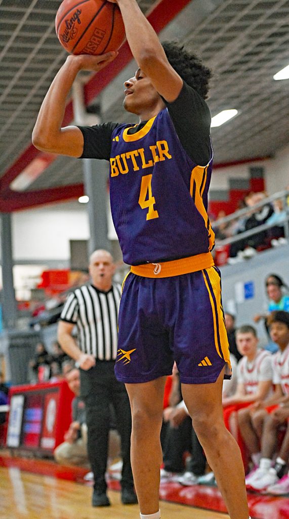 Unbeaten Butler Builds Big Lead, Holds Off Stebbins - Press Pros Magazine