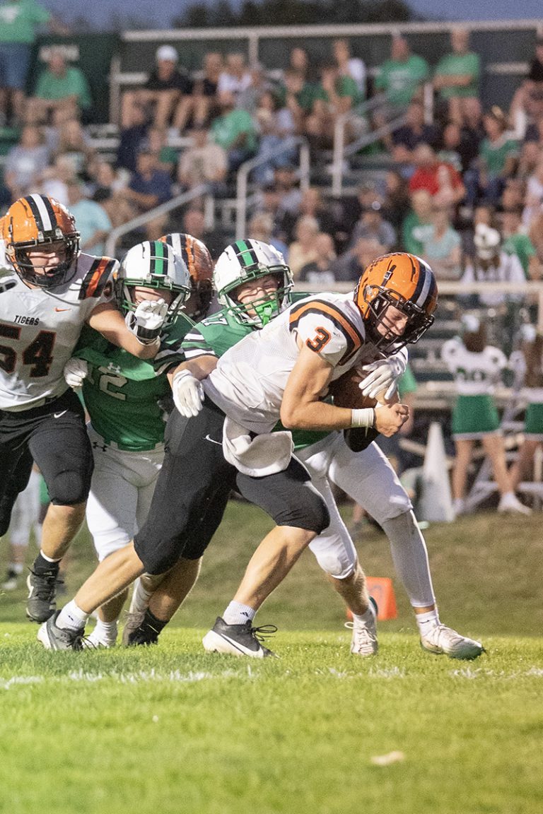 Coming-of-Age Anna Stops Versailles With Big Plays, Defense - Press ...